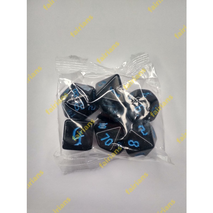 Jual Dadu/Dice DND Polyhedral set isi 7 (New Font Black - Blue ...