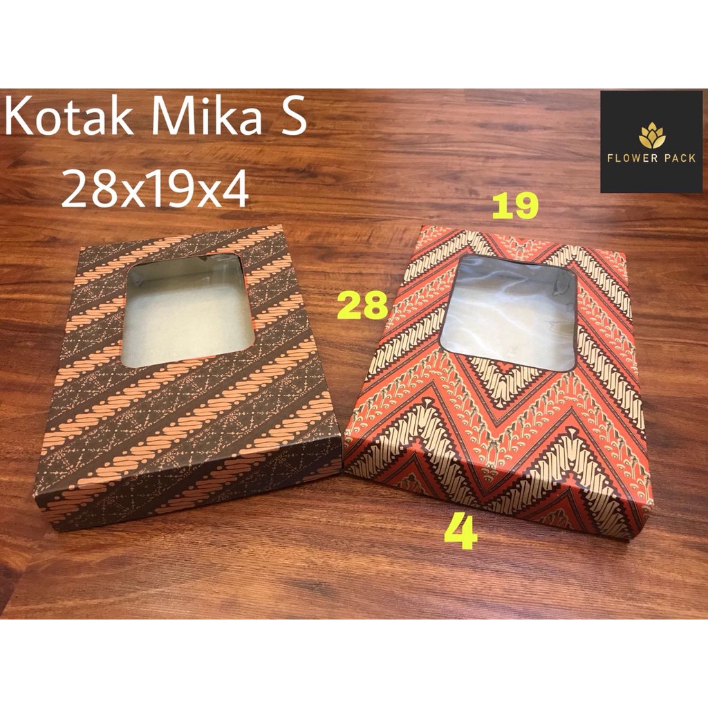 Jual KOTAK KADO MOTIF BATIK UKURAN 28X19X4CM / GIFT BOX MOTIF BATIK ...