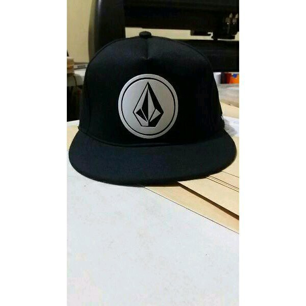 Jual TOPI SNABACK LOGO VOLCOM | Shopee Indonesia