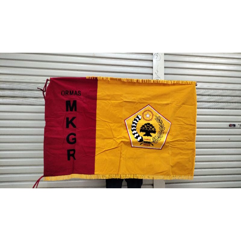 Jual bendera pataka MKGR ukuran 90 x 135 satu sisi | Shopee Indonesia
