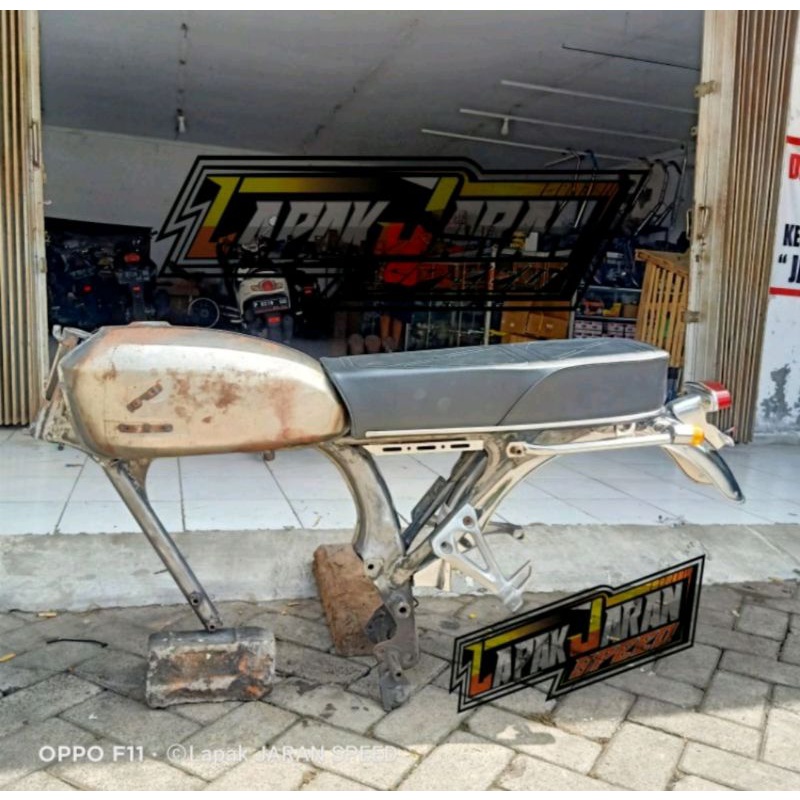 Jual BODY SET CB MODEL TATANAN NGANJUK / BODY CB NGANJUK HARGA PELAJAR ...