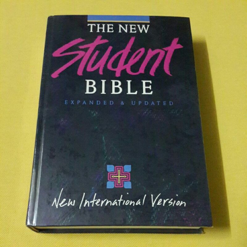 Jual THE NEW Student BIBLE (NIV) | Shopee Indonesia