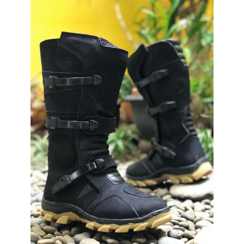 Jual SEPATU TRAIL ADVENTURE CUSTOM FULL BLACK | Shopee Indonesia
