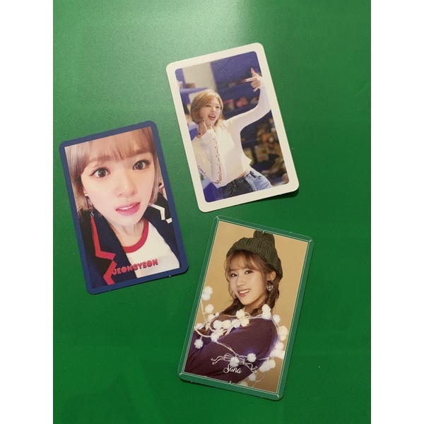 Jual Twice Album Photocard (PC) Official Chaeyoung Sana Jeongyeon Dahyun Momo | Shopee Indonesia
