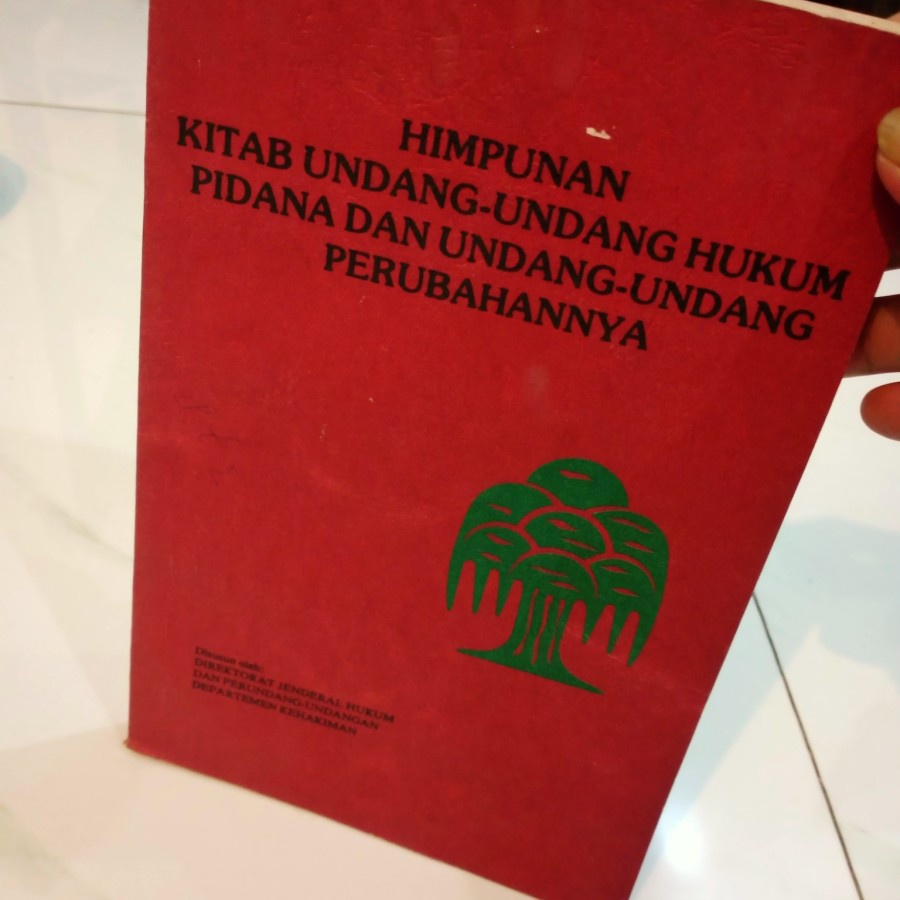 Jual HIMPUNAN KITAB UNDANG-UNDANG HUKUM PIDANA DAN UNDANG-UNDANG ...