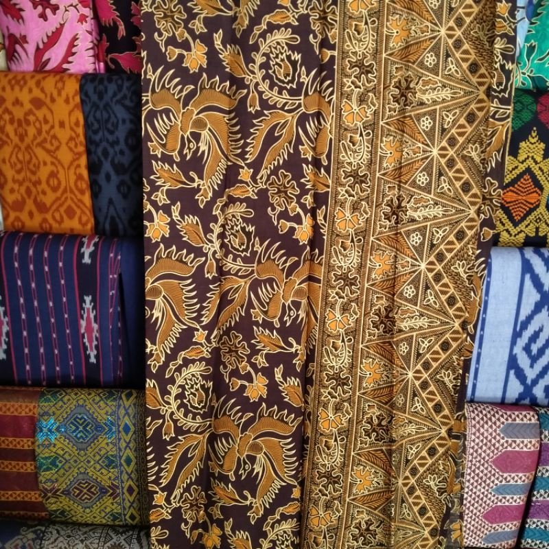 Jual Batik halus motif burung cendrawasih | Shopee Indonesia