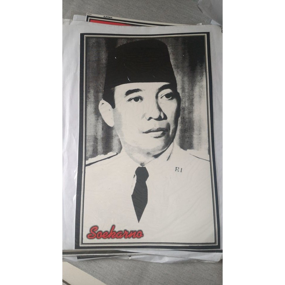 Jual STICKER 33X26CM SOEKARNO V4 | Shopee Indonesia