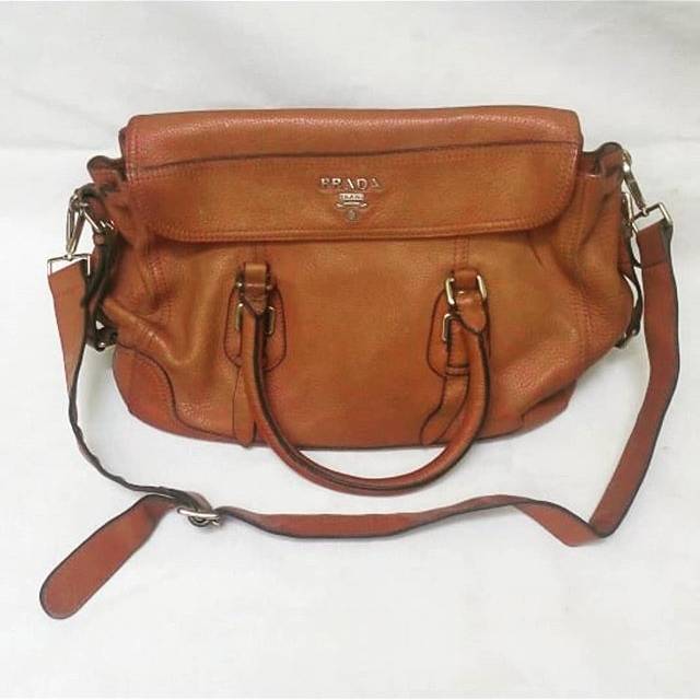 Jual tas prada model postman | Shopee Indonesia
