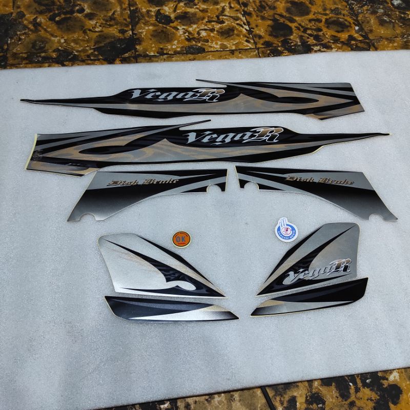 Jual Stiker Stripping striping decal graphic Yamaha Vega R VegaRori ...