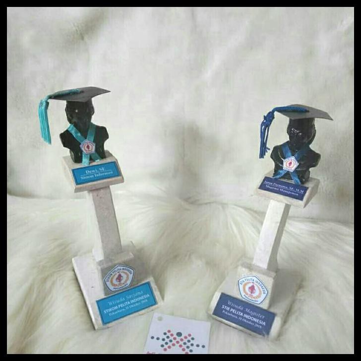 Jual Patung Wisuda Plakat Marmer Exclusive Hadiah Penghargaan ...