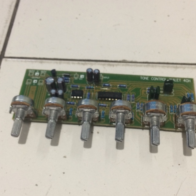 Jual KIT TONE CONTROL 2CH IN-4CH OUT KHUSUS UNTUK AMPLI WALET DC12V ...