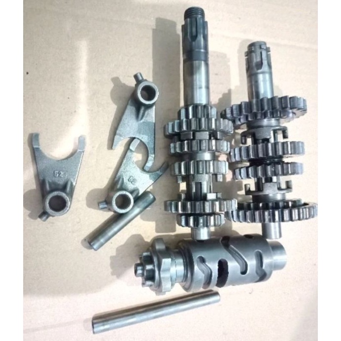 Jual Gigi Rasio Transmisi Gear bok Satria Fu Original copotan | Shopee ...