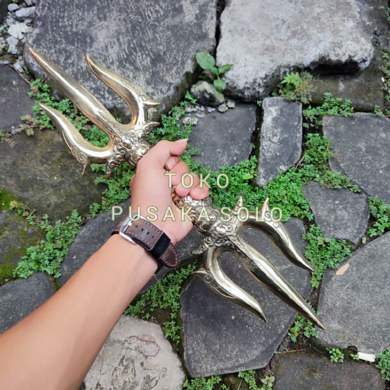 Jual KOLEKSI TRISULA KEMBAR KUNINGAN SARI ANTIK | Shopee Indonesia