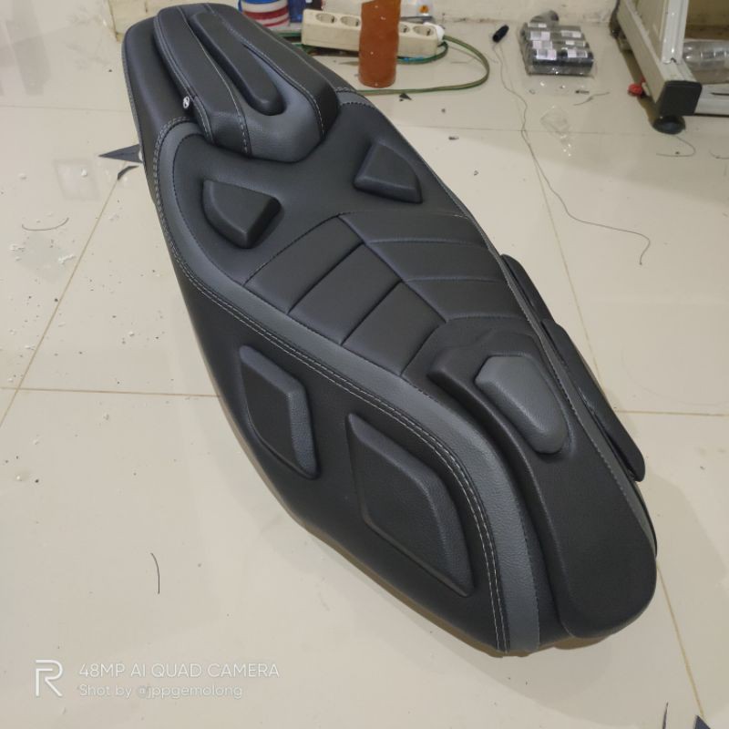 Jual Jok vario-jok vario mbtech custom predator | Shopee Indonesia