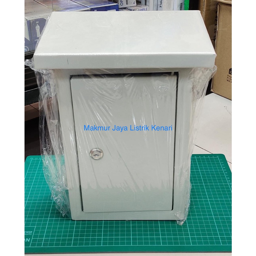 Jual BOX PANEL 20x30 cm TOPI Box panel 20 x 30 cm outdoor | Shopee ...