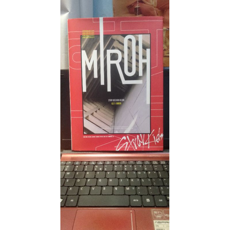 Jual ALBUM STRAY KIDS MIROH LIMITED VERSION PAGE FELIX | Shopee Indonesia