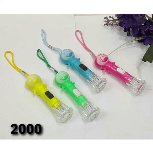 Jual GANTUNGAN KUNCI SENTER DORAEMON LUCU | Shopee Indonesia