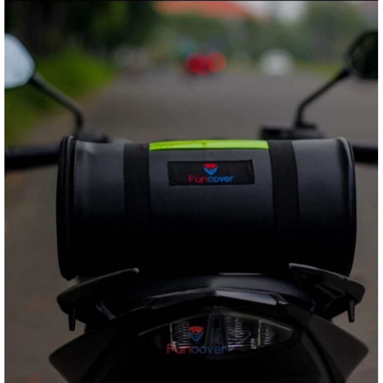 Jual Tas jas hujan bagasi motor model tabung besar | Shopee Indonesia