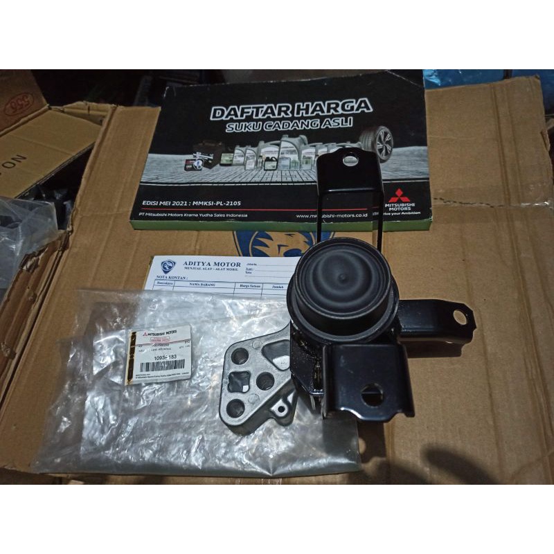 Jual engine mounting kanan Mitsubishi XPANDER 2017-2021 ORIGINAL RESMI ...