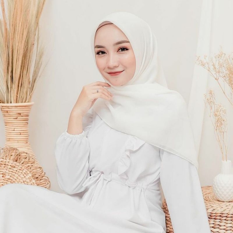 Jual HIJAB BELLA SQUARE HIJAB SEGI EMPAT HIJAB ANAK MUDA HIBAJ KEKINIAN ...
