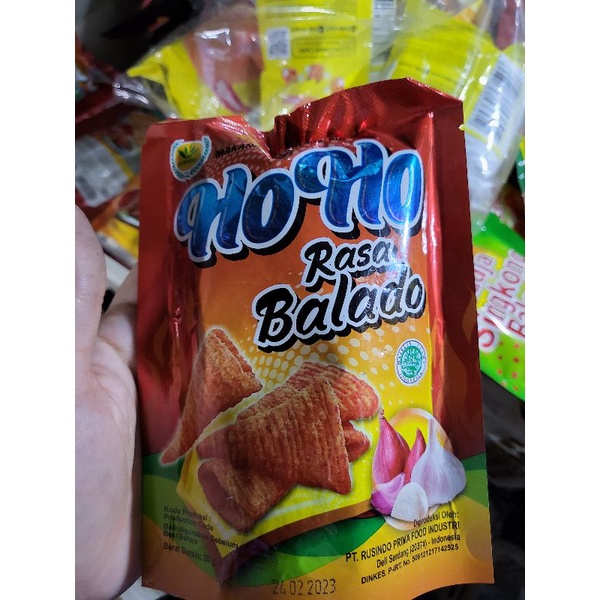 Jual snack hoho rasa balado kerupuk hoho ho ho 30gr | Shopee Indonesia