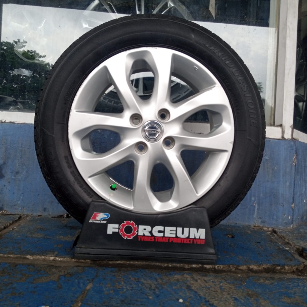 Jual Velg Dan Ban Mobil Bekas Murah R15 Oem Nissan March Ring 15 Pcd ...