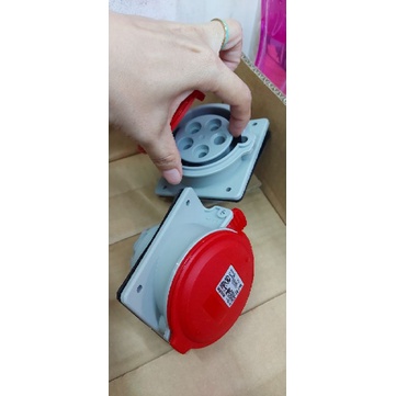Jual SOCKET PANEL LEGRAND 5 kaki 32A tipe 555289 | Shopee Indonesia