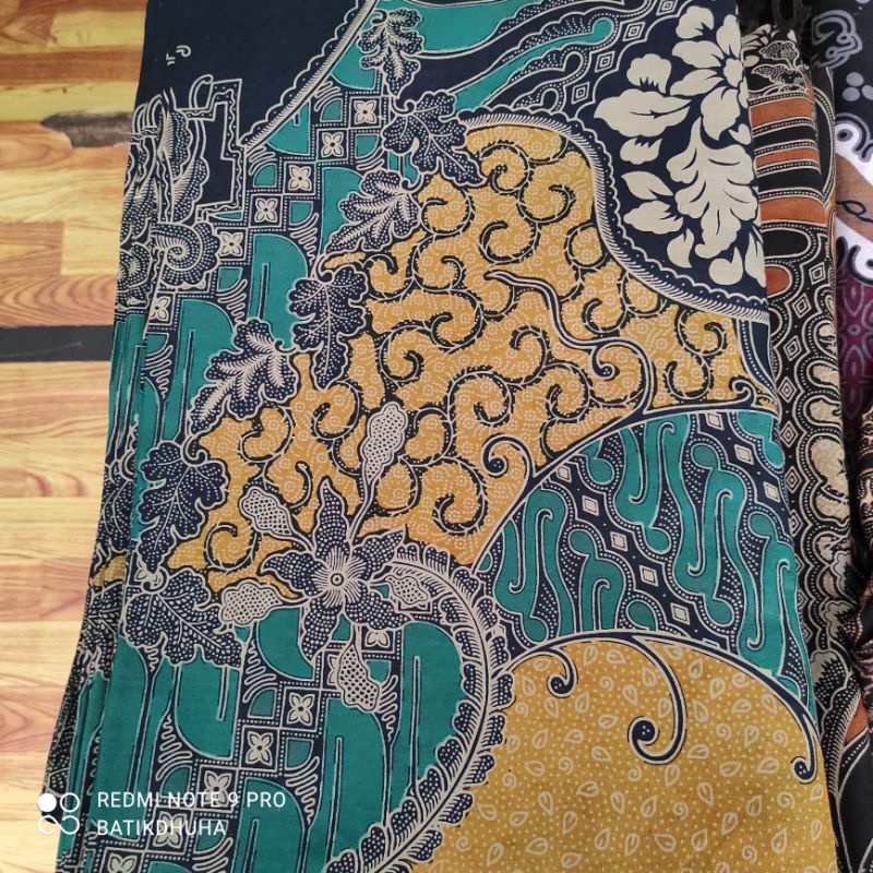 Jual KAIN BATIK WARNA HIJAU IJO BATIK PRINT TOSCA SERAGAM BRIDESMAID ...