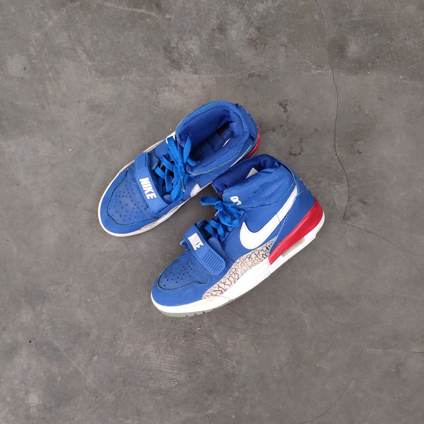 Jual Nike Air Jordan Legacy Pistons (40 / 25cm) | Shopee Indonesia
