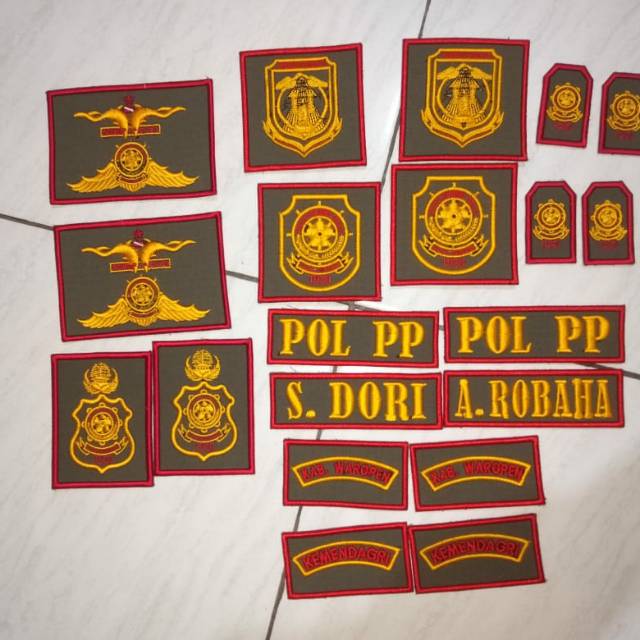 Jual LOGO POL PP 1SET | Shopee Indonesia