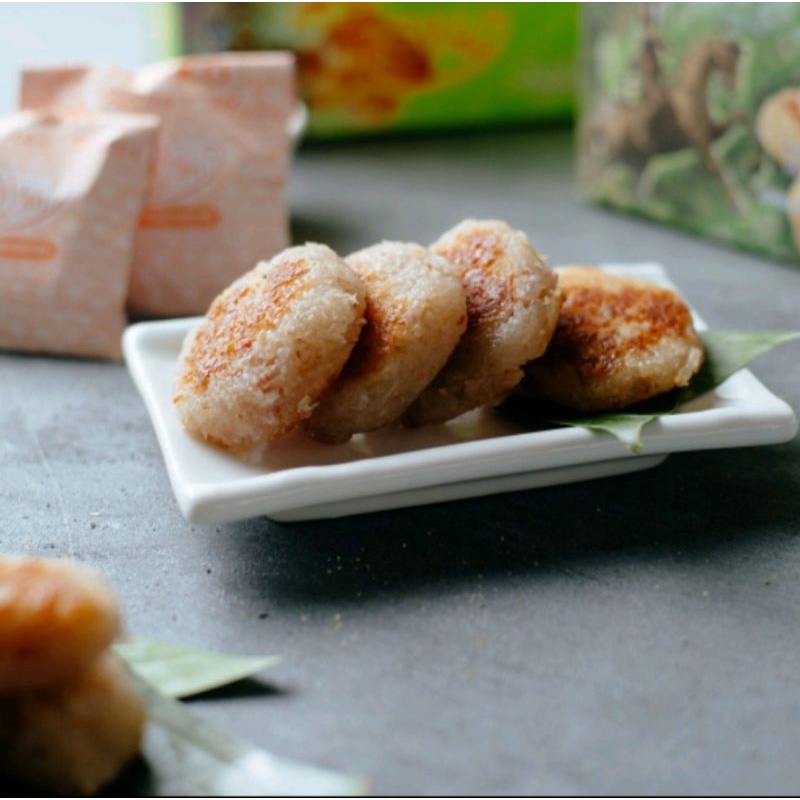 Jual wingko kemasan vakum isi 10 tahan hingga 30 hari - oleh oleh khas ...