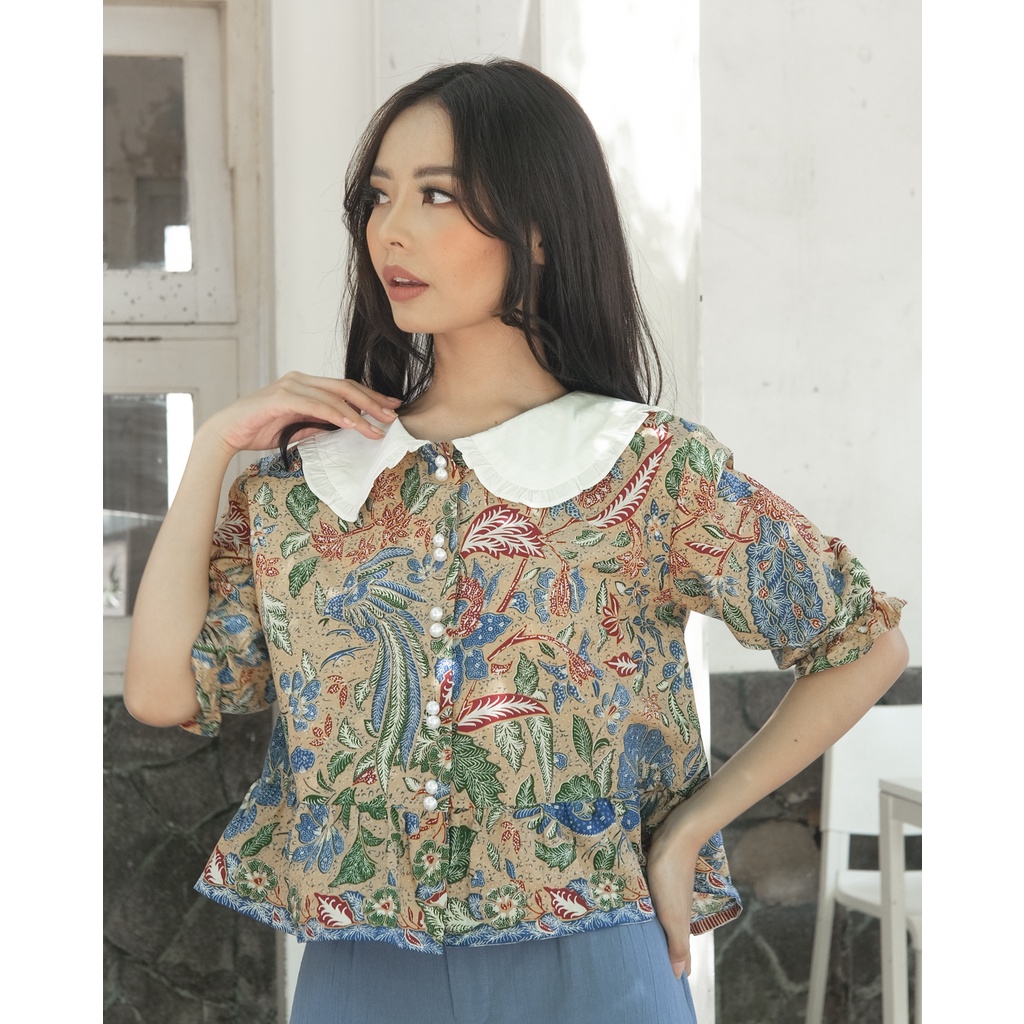 Jual Kichi Batik Chalya Blouse Brown | Shopee Indonesia