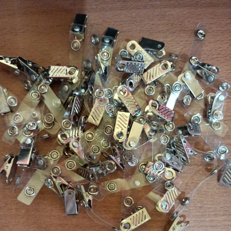 Jual penjepit nametag/cantolan nametag/clip tandapengenal/klip plastik ...