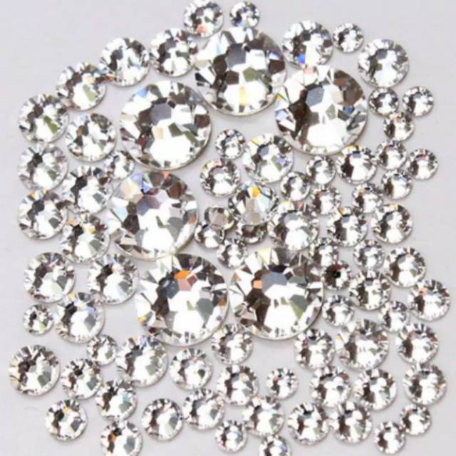 Jual Bahan 4mm crear crystal nail art rhinestone isi+-1440 pcs ...