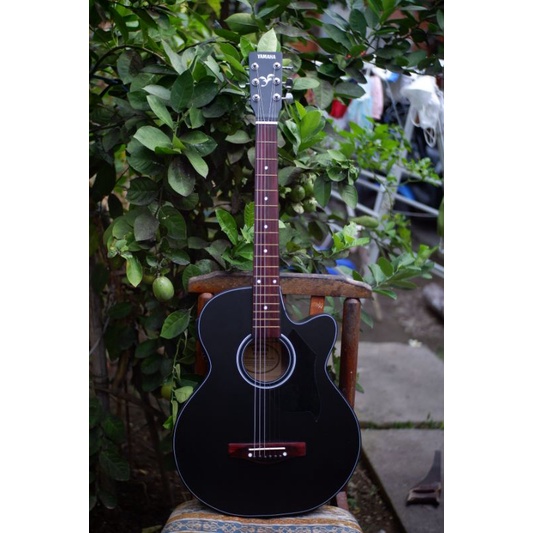 Jual Gitar akustik / elektrik pemula model yamaha spul colok ke sound ...
