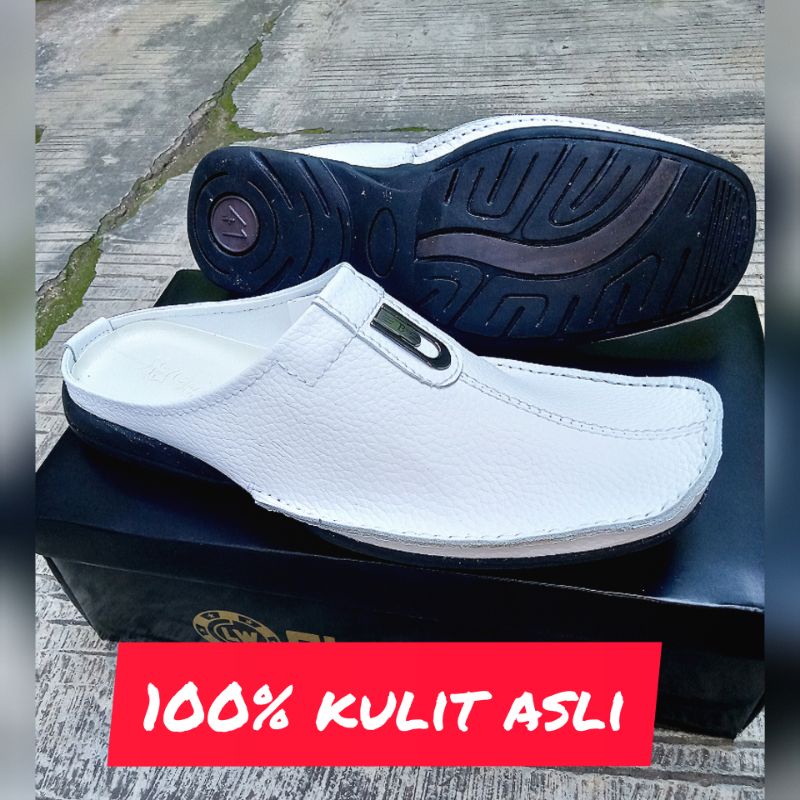 Jual Sepatu Bustong Pria / Sandal Bustong Tutong / Sandal slop bustong ...