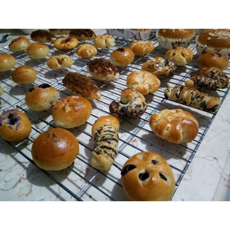 Jual ROTI UNYIL PEONY, @2.500,- (Minimal order 10pcs, mix variant rasa ...