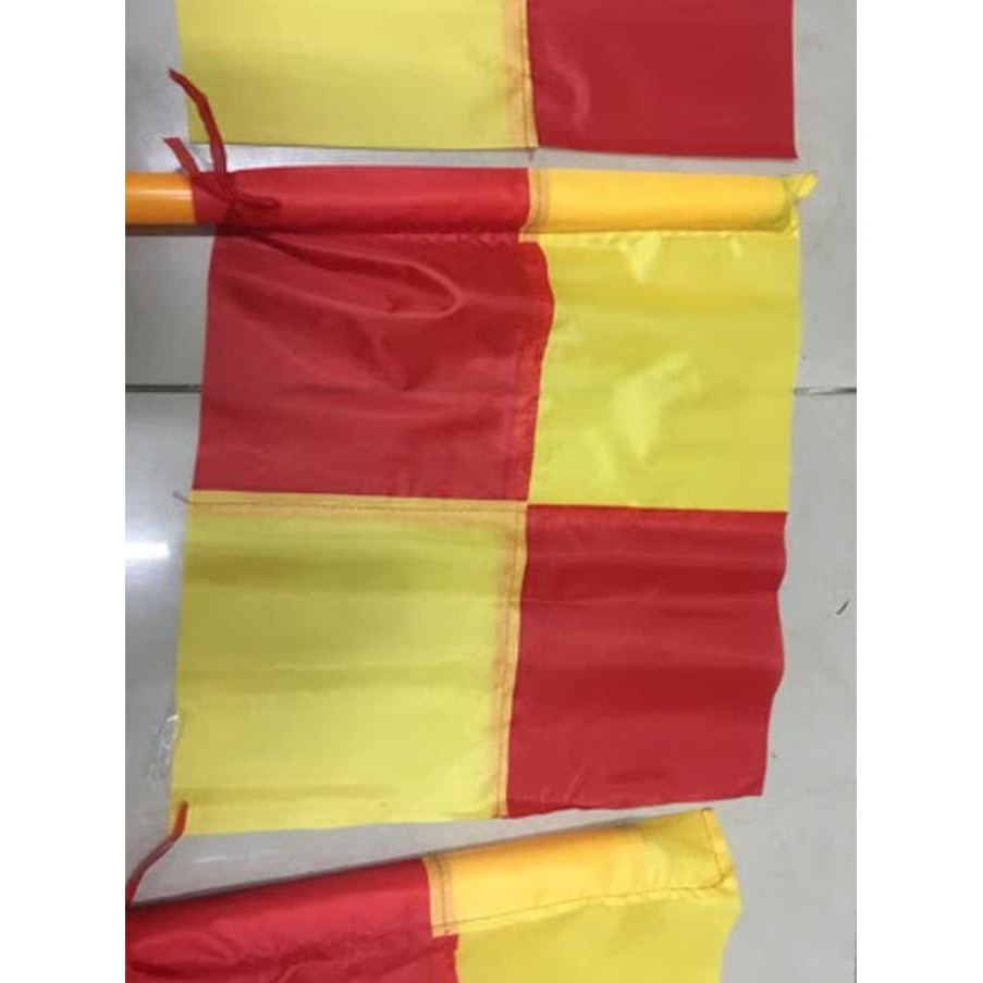 Jual Bendera Sudut Lapangan Sepak Bola Dan Futsal 4 Sisi Tiang Sambung ...