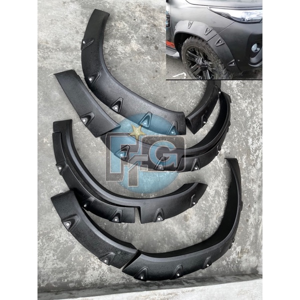 Jual Over Fender Fortuner VRZ | Shopee Indonesia