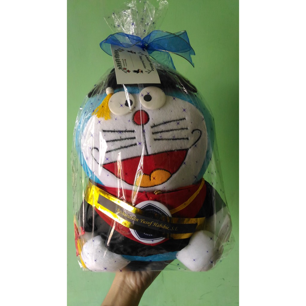 Jual DORAEMON GRADUATION GIFT BY WISUDA KARAWANG | Shopee Indonesia