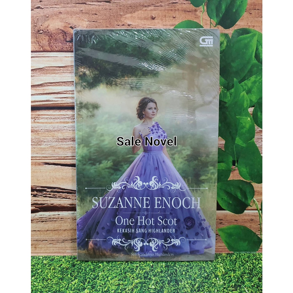Jual Kekasih Sang Highlander (One Hot Scot) by Suzanne Enoch HISTPRICAL ROMANCE NOVEL ORI ...
