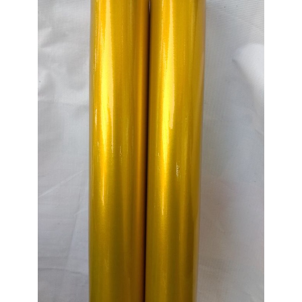 Jual stiker kuning metalic lebar 45cm x 1meter | Shopee Indonesia