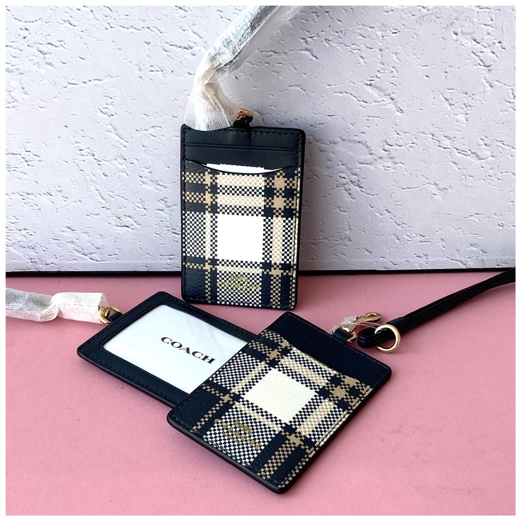 Jual Name Tag Coach Lanyard Id Card Case in Signature - 100% Original ...