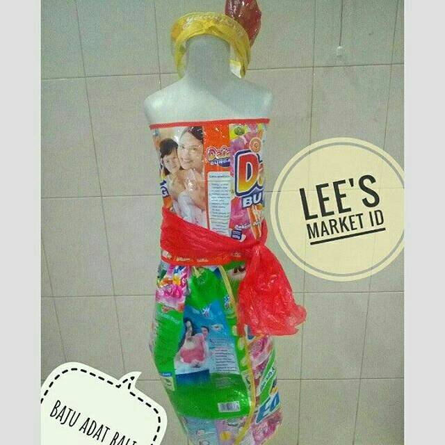 baju adat jawa daur ulang Jenis baju adat jawa timur pria dan wanita ... baju adat jawa daur ulang Jenis baju adat jawa timur pria dan wanita ...