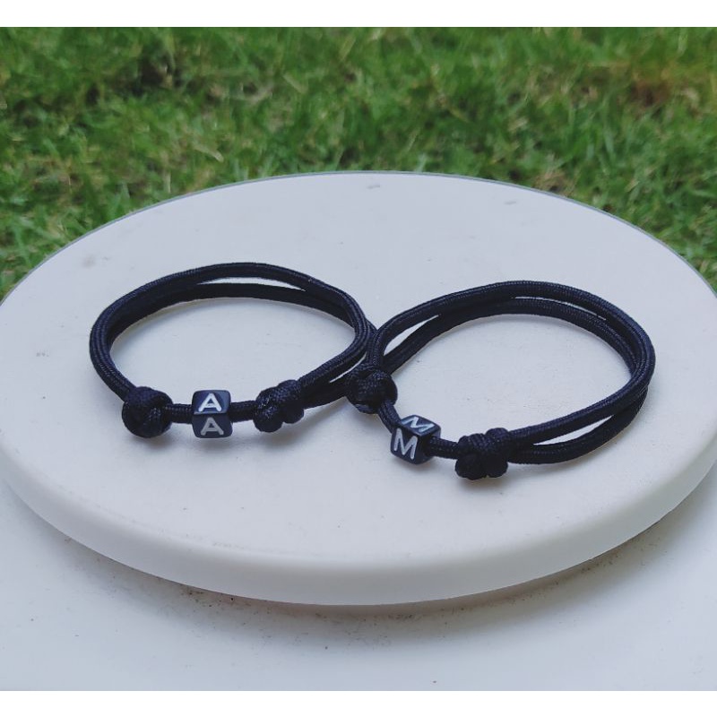 Jual (Ready A-Z) Gelang Huruf Hitam 3mm Inisial Huruf Custom Bebas ...