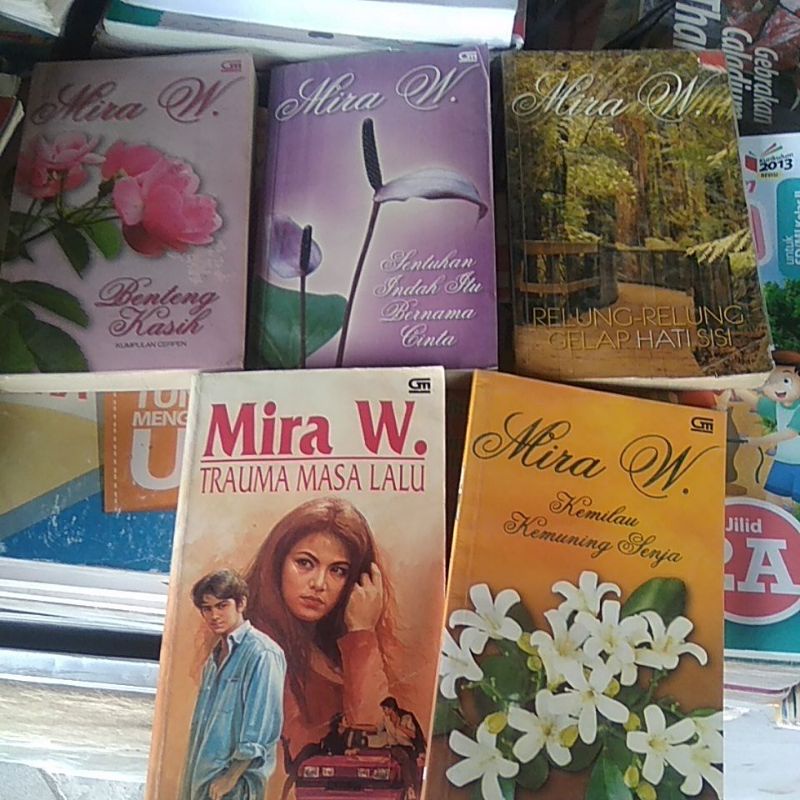 Jual 5 novel karya Mira W | Shopee Indonesia
