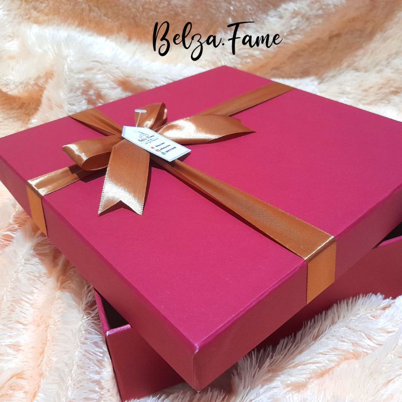 Jual Kotak Kado Custom Ukuran 23x17x7 cm | KOTA KADO MURAH | gift box ...