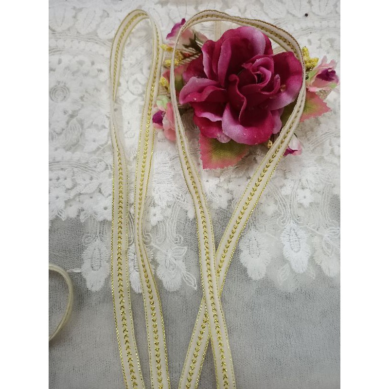 Jual pita bludru list emas/list india 1cm | Shopee Indonesia