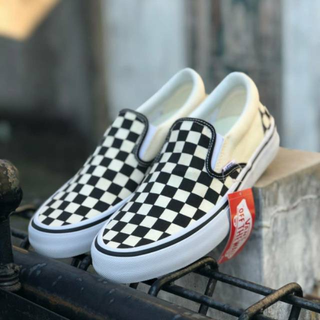 Jual Vans V98CL+ slipon checkerboard (japan) | Shopee Indonesia