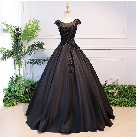 Jual Gaun Pengantin Hitam O-neck lengan pendek | Shopee Indonesia